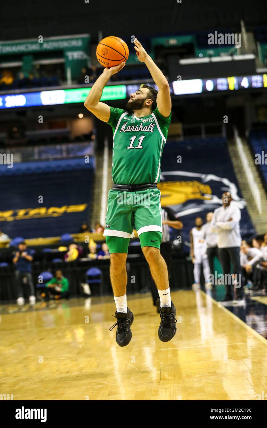 Greensboro Coliseum, Greensboro, NC, USA. 13th Dec, 2022. Marshall ...