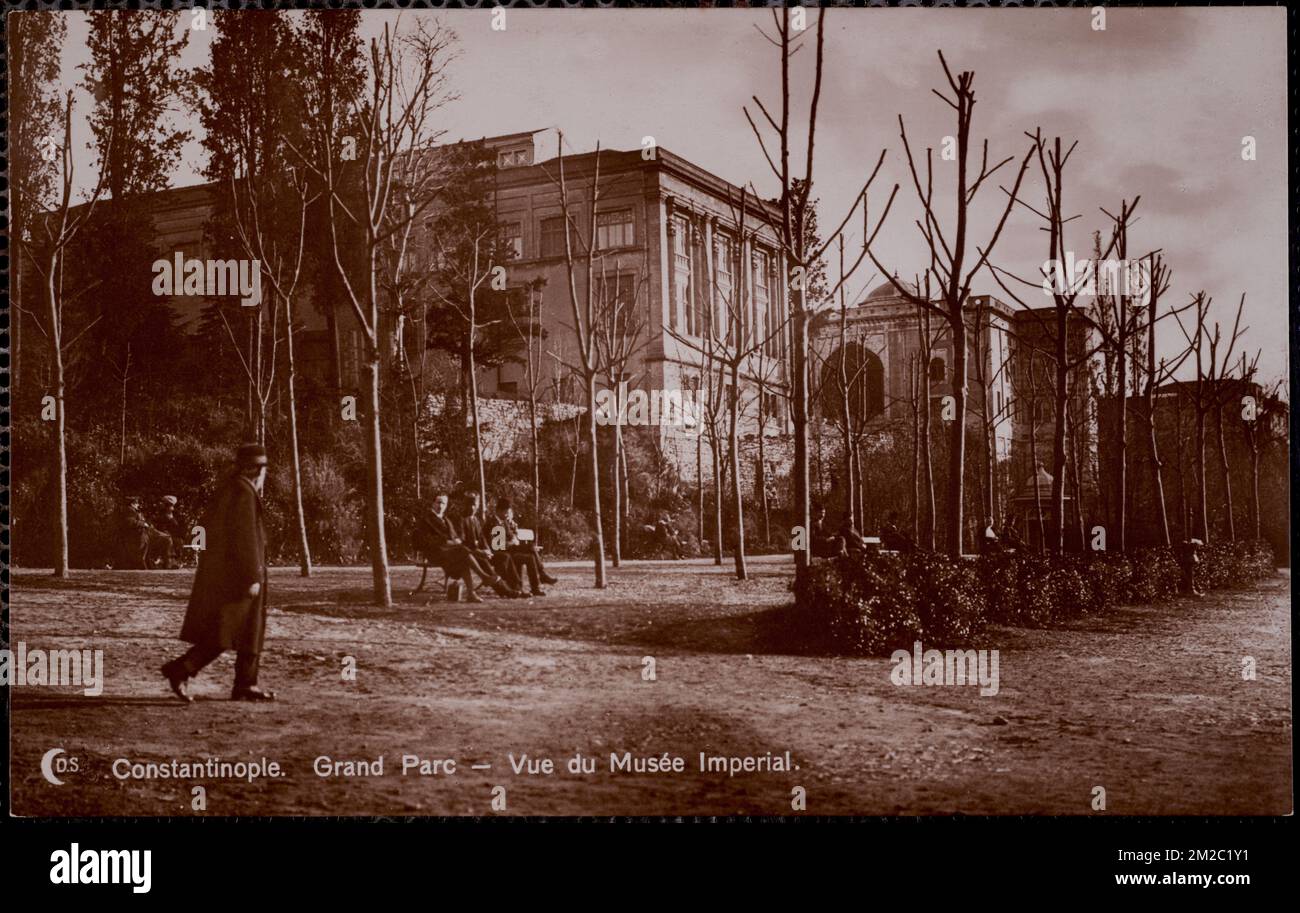 Constantinople. Grand Parc - vue du Musée Imperial , Parks, Galleries ...