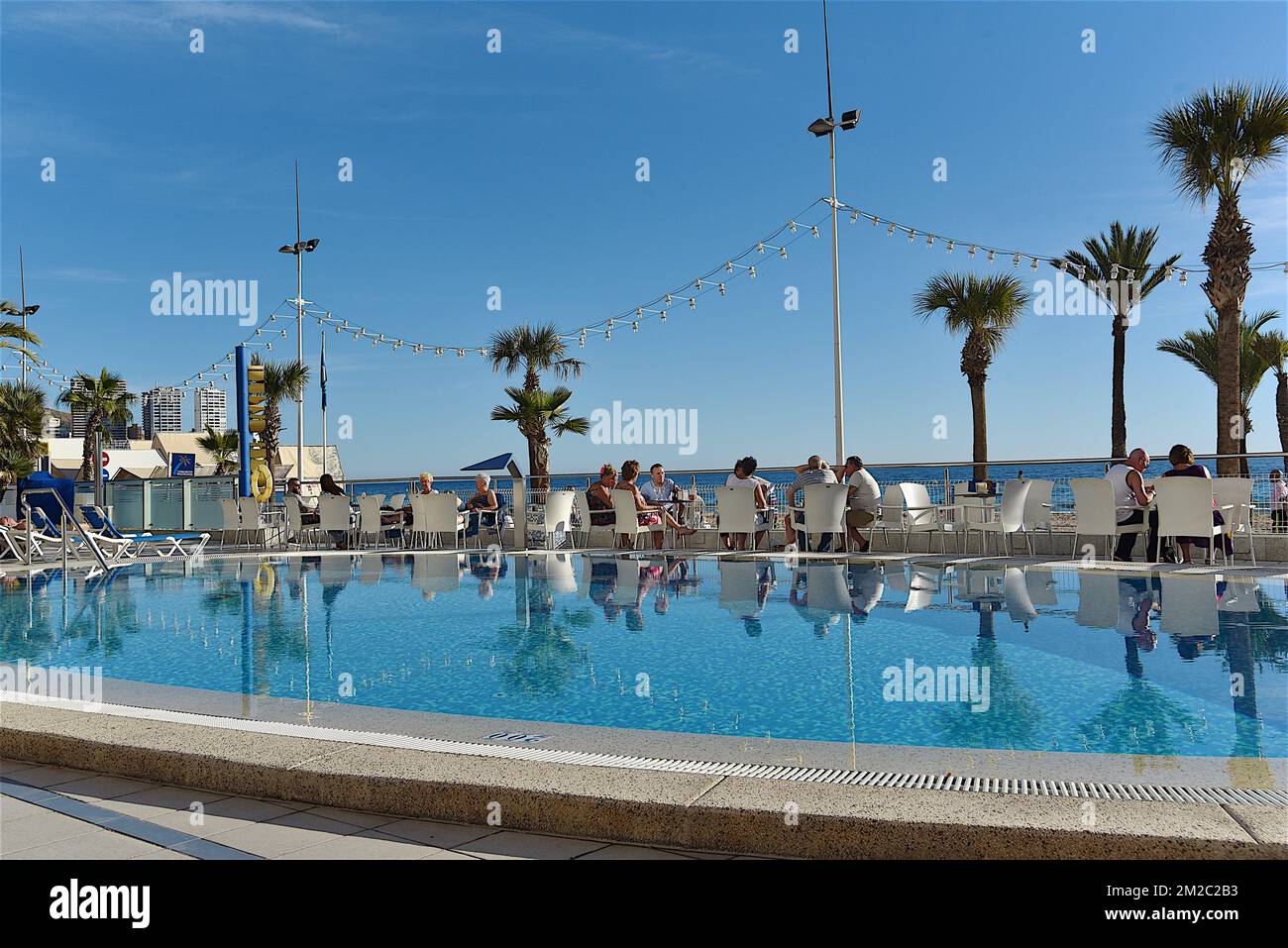 Bassin de palmiers hi-res stock photography and images - Alamy