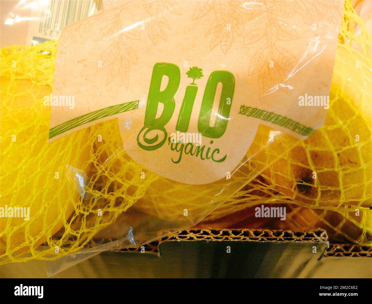 Produits bio hi-res stock photography and images - Alamy