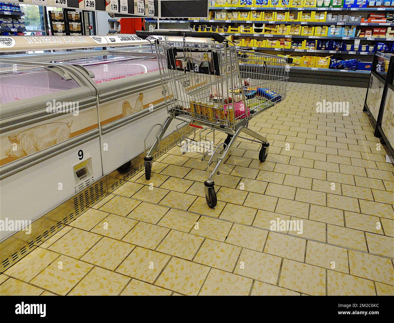 Lidl super market | Super marché Lidl 15/01/2018 Stock Photo - Alamy
