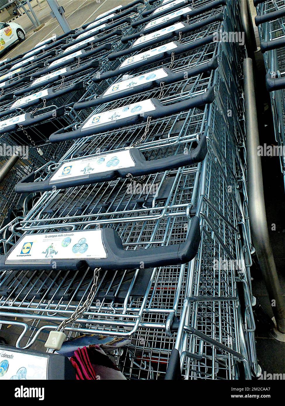 Super market trolley | Caddy de super marché 15/01/2018 Stock Photo - Alamy