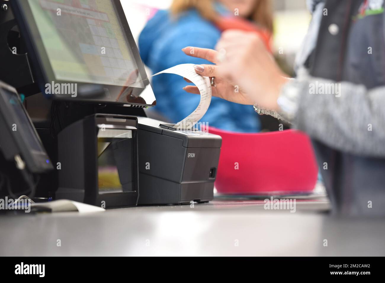 Opening of Extra Store | Ouverture d'un magasin Extra 19/01/2018 Stock ...