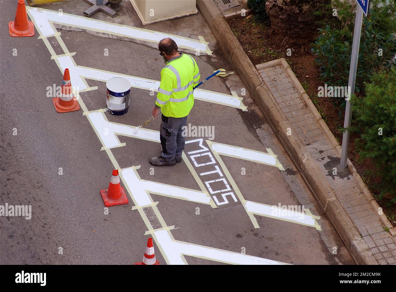 Signal painting | Peinture signalisation, 30/01/2018 Stock Photo - Alamy