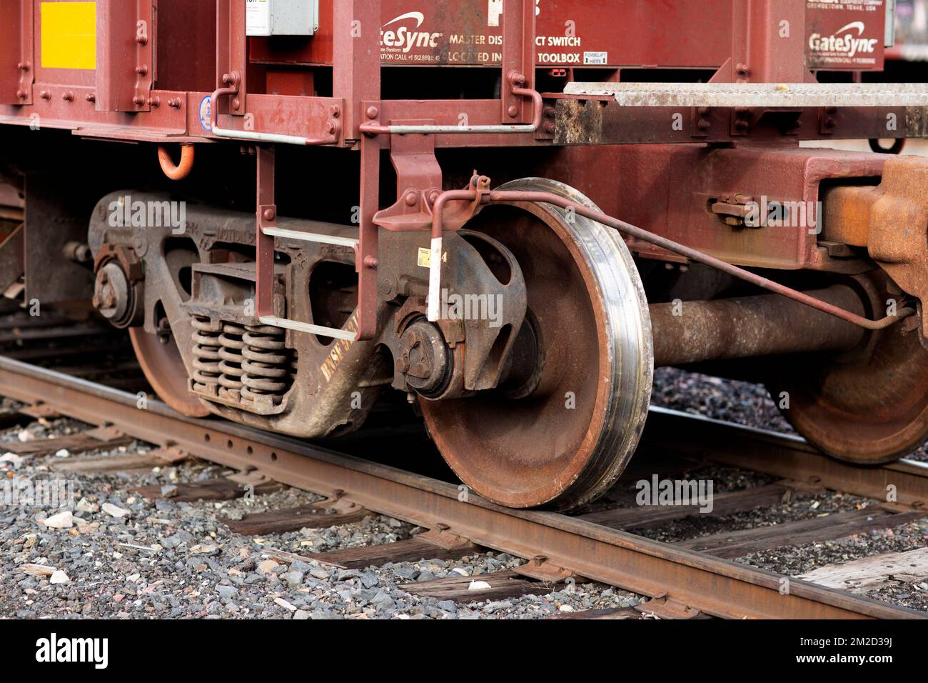 Ruote del vagone ferroviario hi-res stock photography and images - Alamy