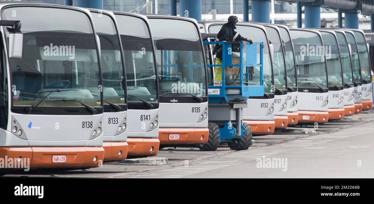 Illustration picture shows buses at Gare de l'Ouest / Weststation ...