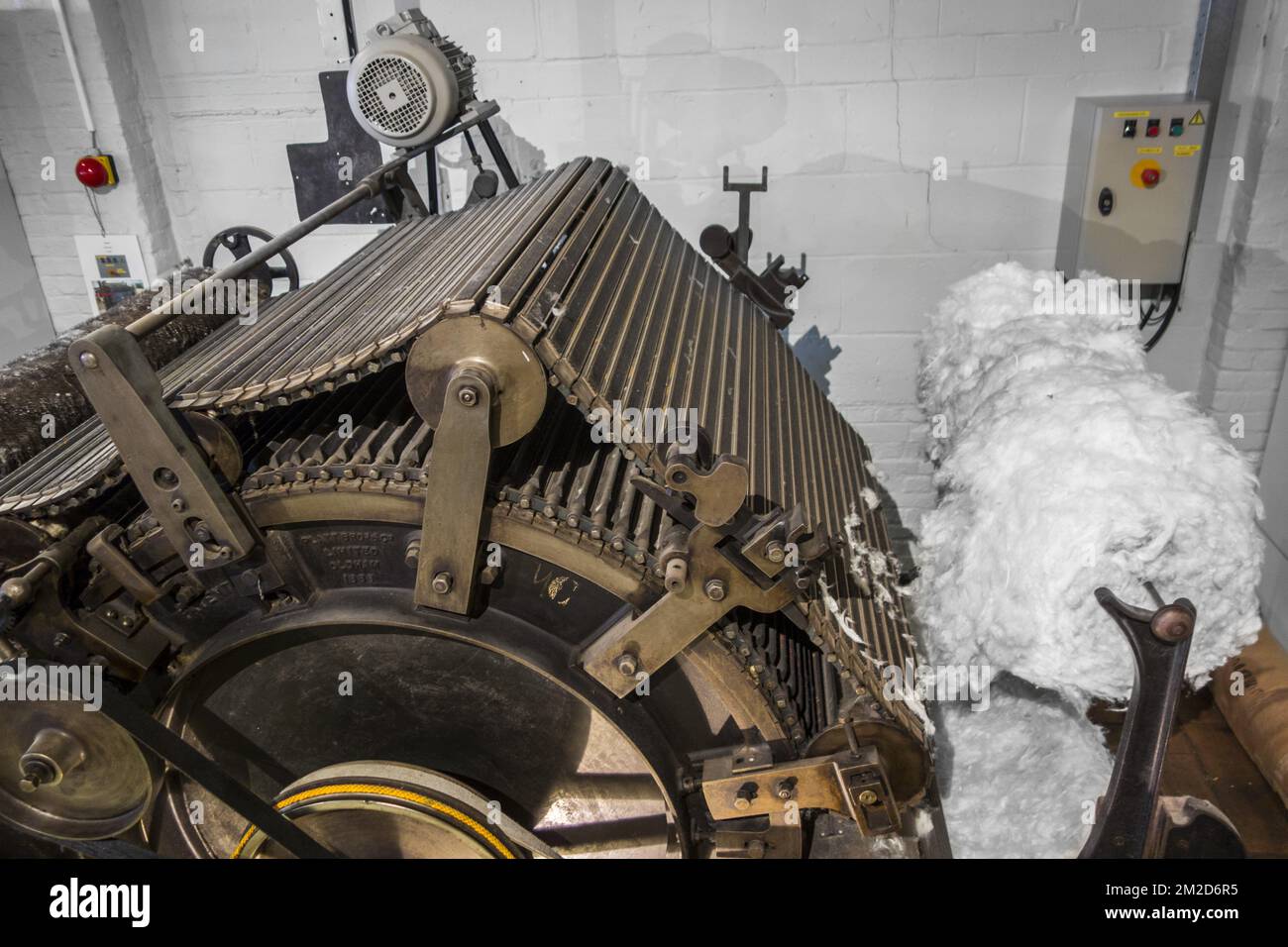 Carding machine hi-res stock photography and images - Alamy