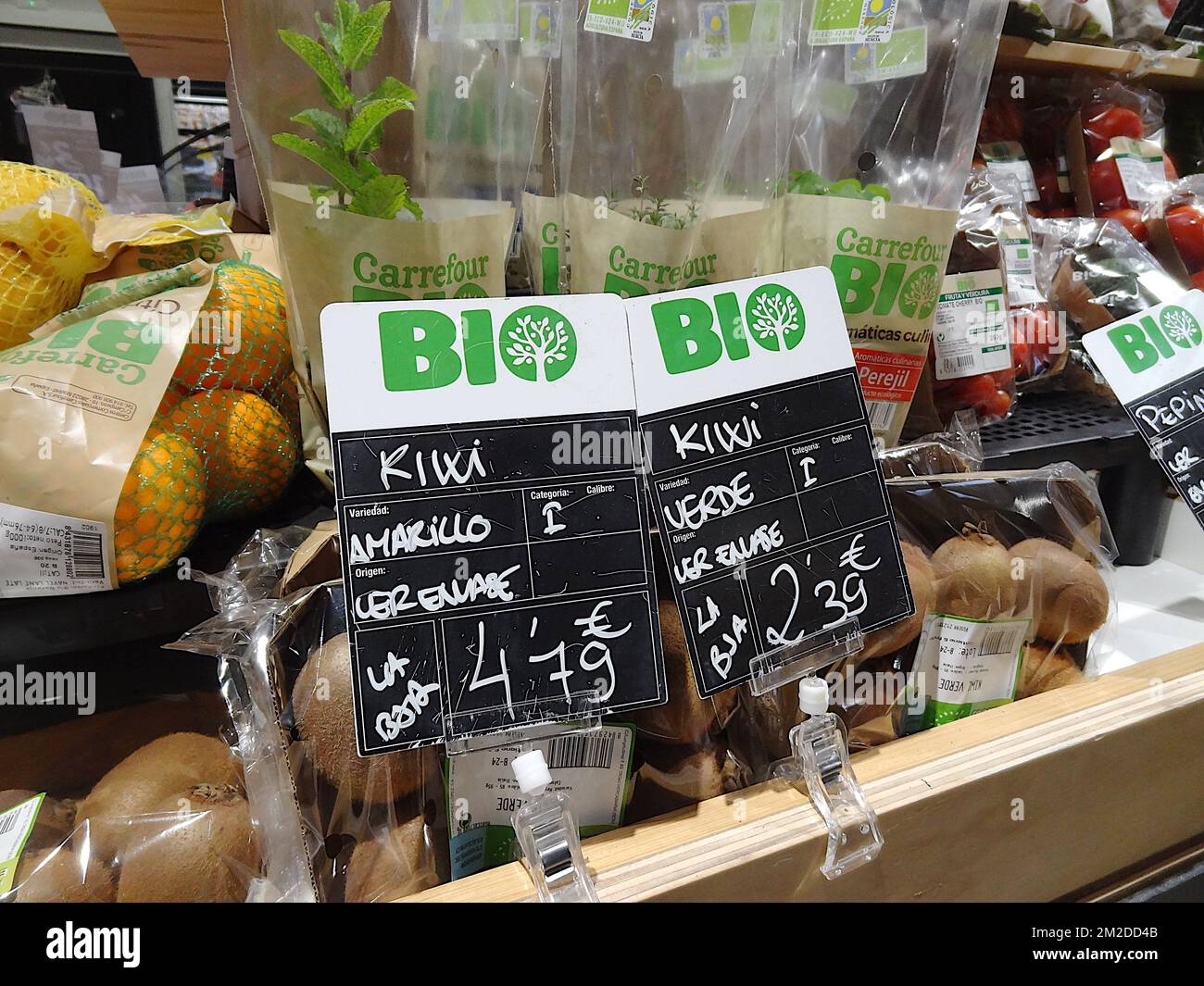 Culture biologique hi-res stock photography and images - Alamy