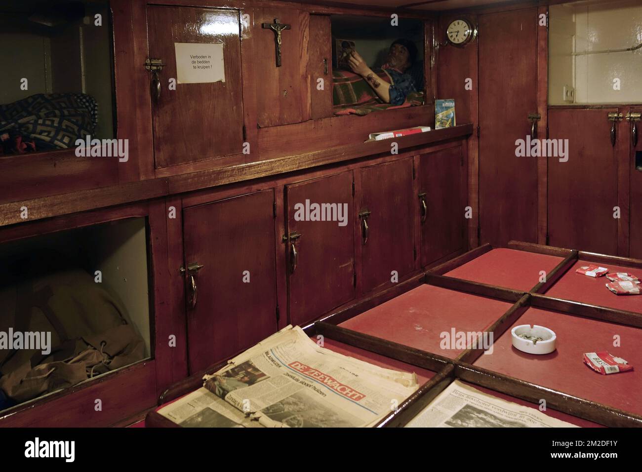 Crew quarters hi-res stock photography and images - Alamy