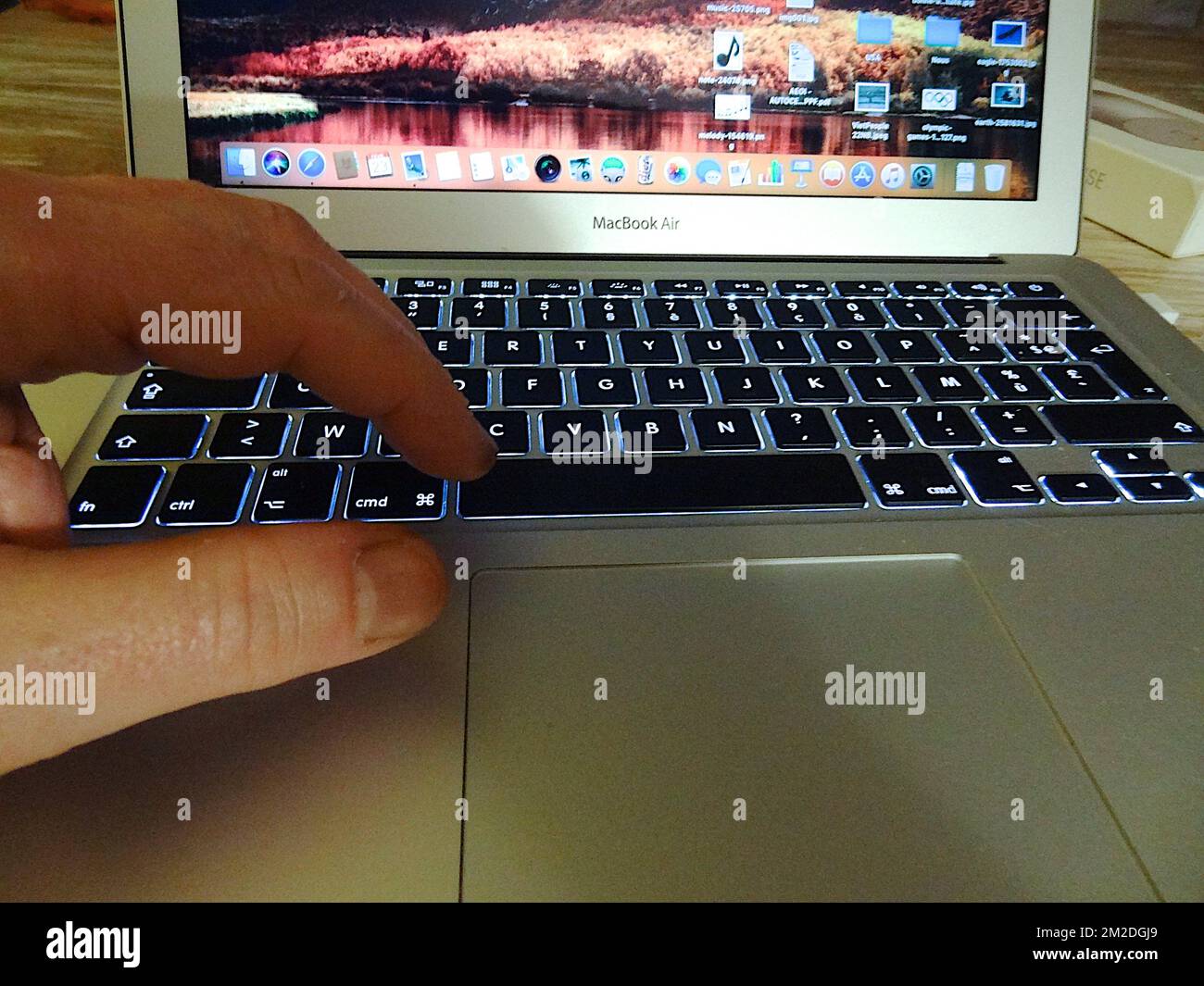 Laptop | Ordinateur 01/03/2018 Stock Photo - Alamy