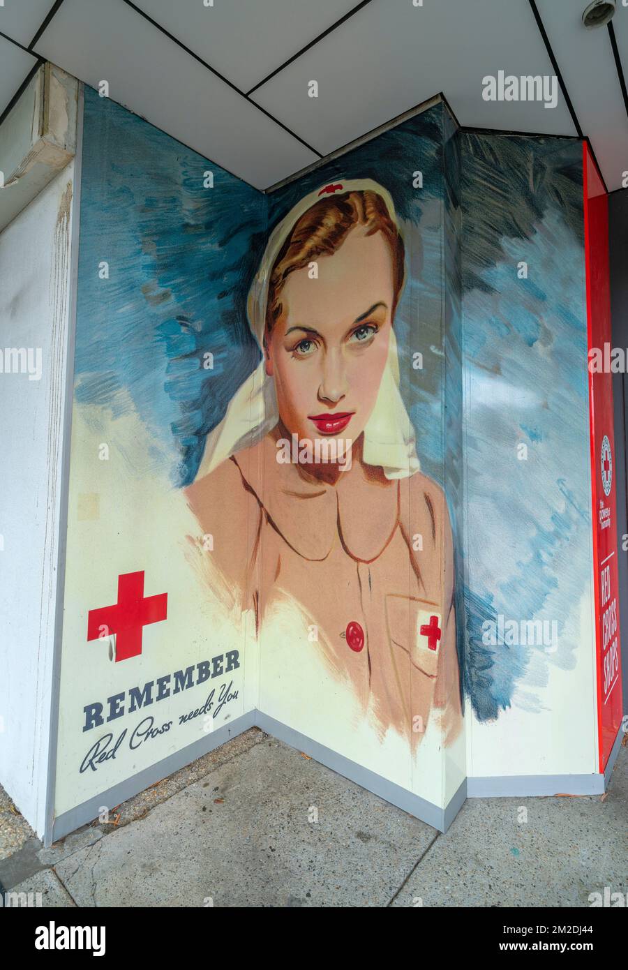 The Red Cross charity shop in Coolangatta on the gold coast in ...