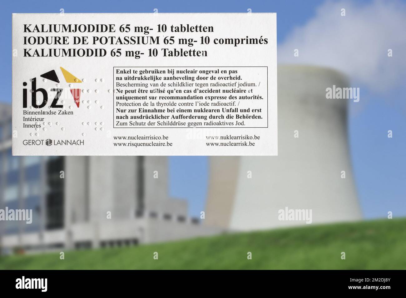 Doel nuclear power plant and iodide tablets to protect Belgian ...