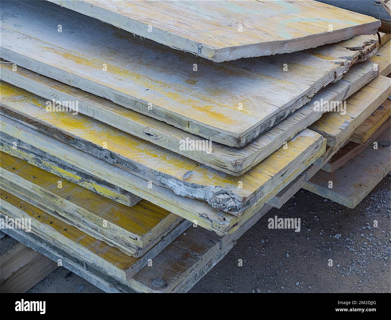 Wooden material and object | Matériel et objet en bois 30/01/2018 Stock ...
