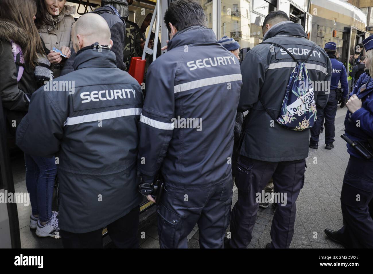 Illustration picture shows an operation of the FIPA (Full Integrated ...