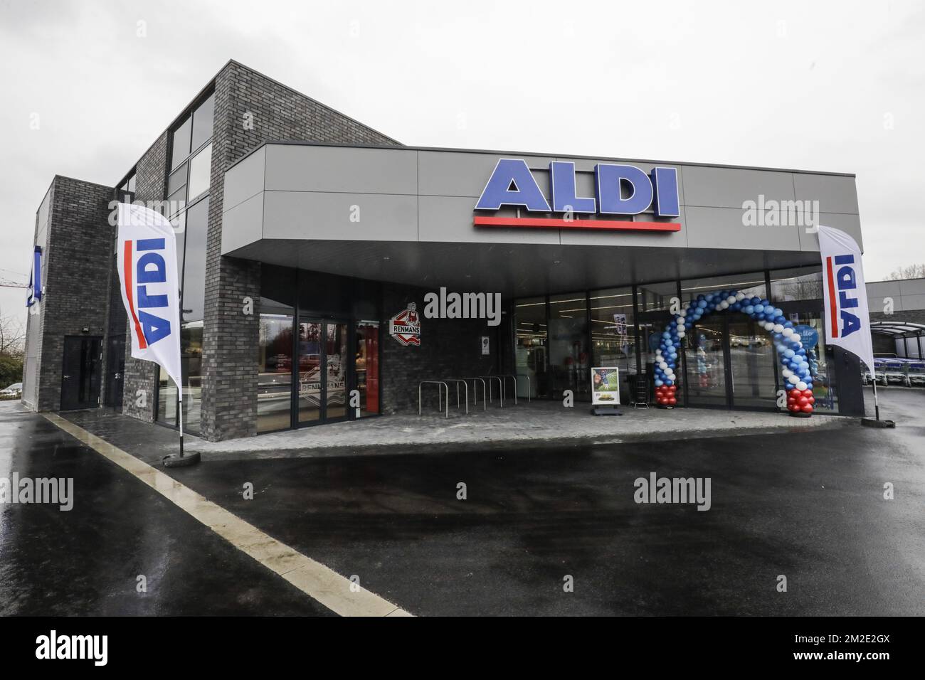 Aldi flags hi-res stock photography and images - Alamy