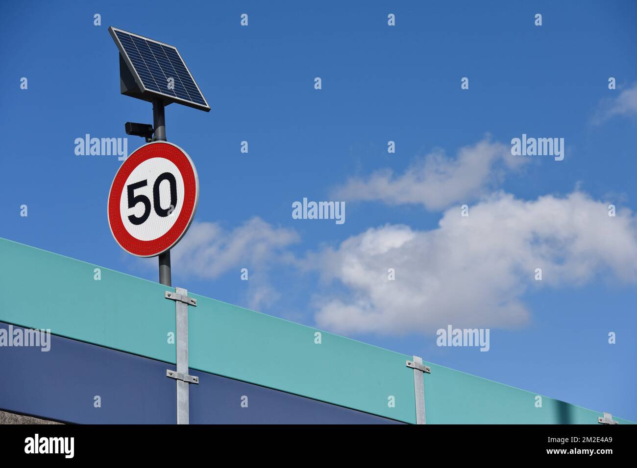 Road signaling | Signaux routiers 29/03/2018 Stock Photo - Alamy