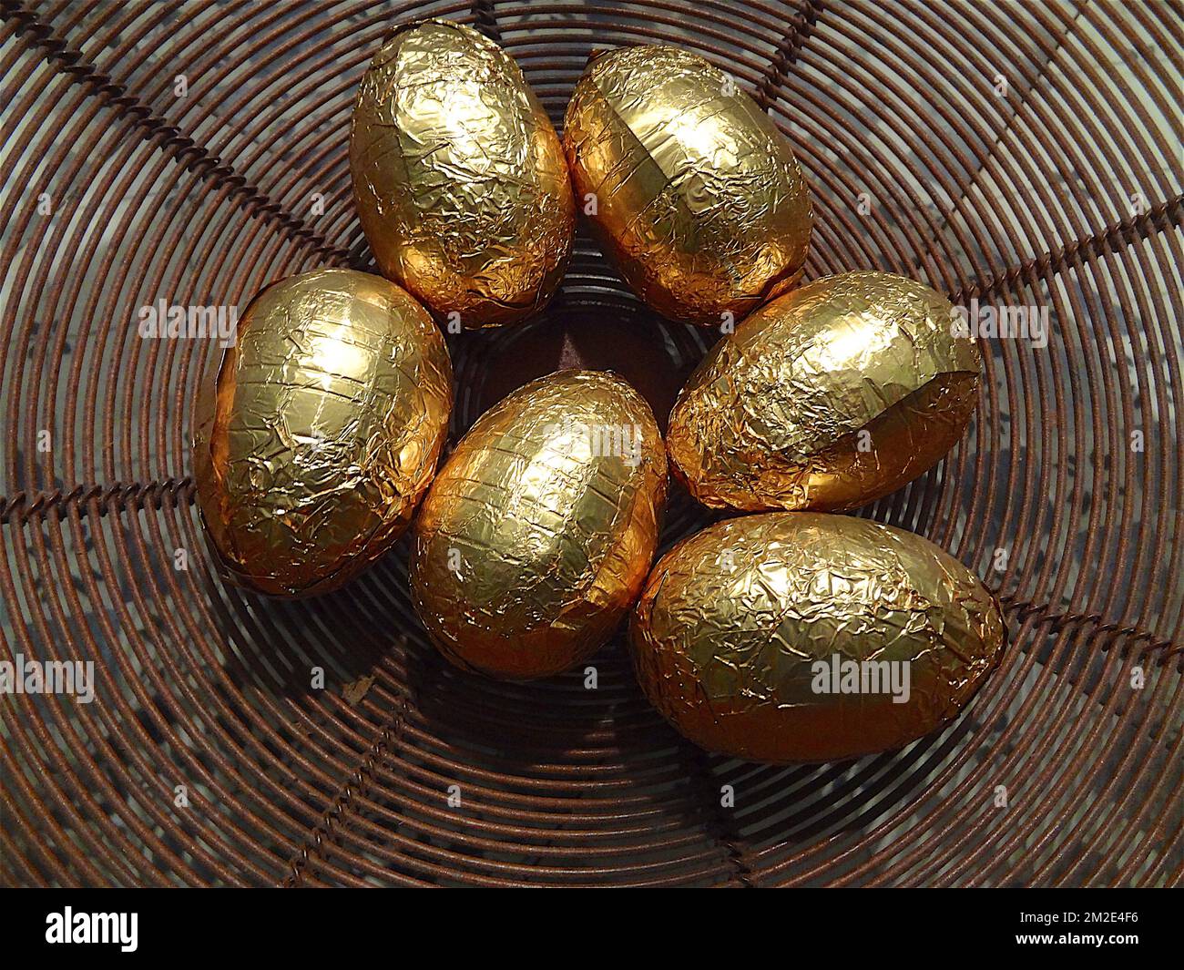 Oeufs de paques hi-res stock photography and images - Alamy