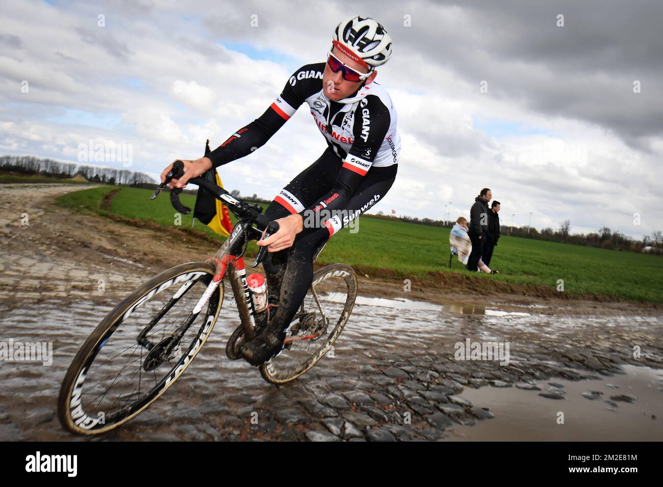 Dutch Mike Teunissen of Team Sunweb pictured in action during a track ...
