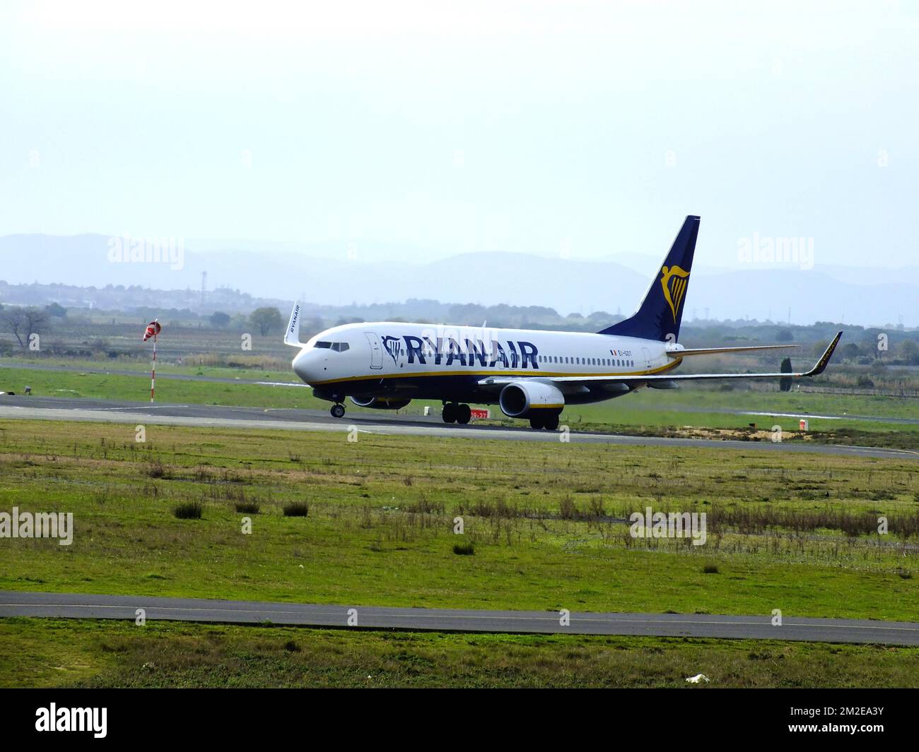Aircraft | Avion de ligne Ryanair 08/04/2018 Stock Photo - Alamy