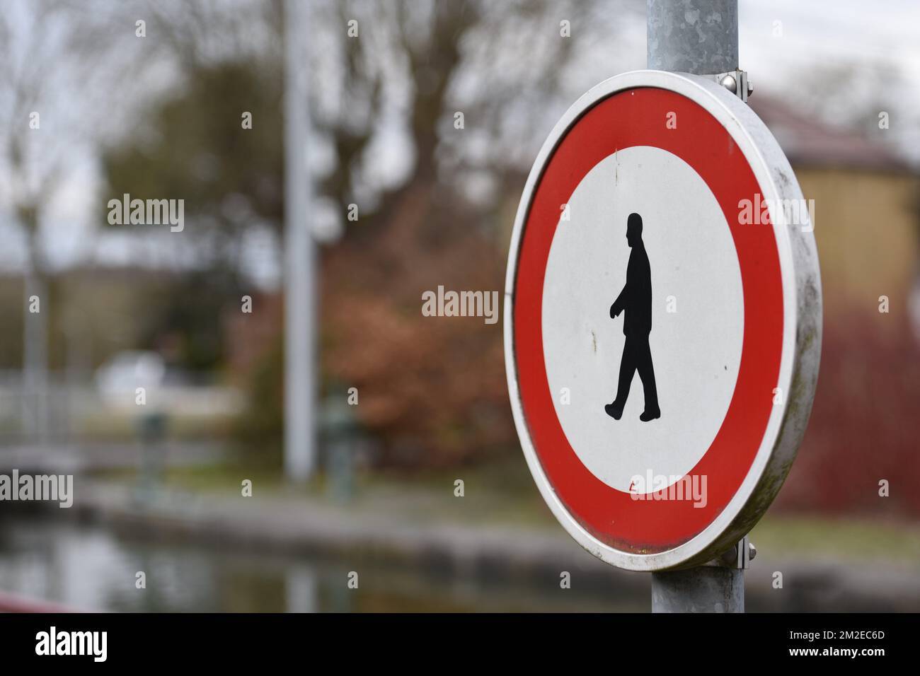 Pedestrian | Pieton 09/04/2018 Stock Photo - Alamy