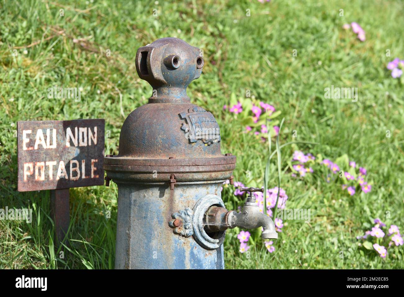 valve | Robinet 07/04/2018 Stock Photo - Alamy
