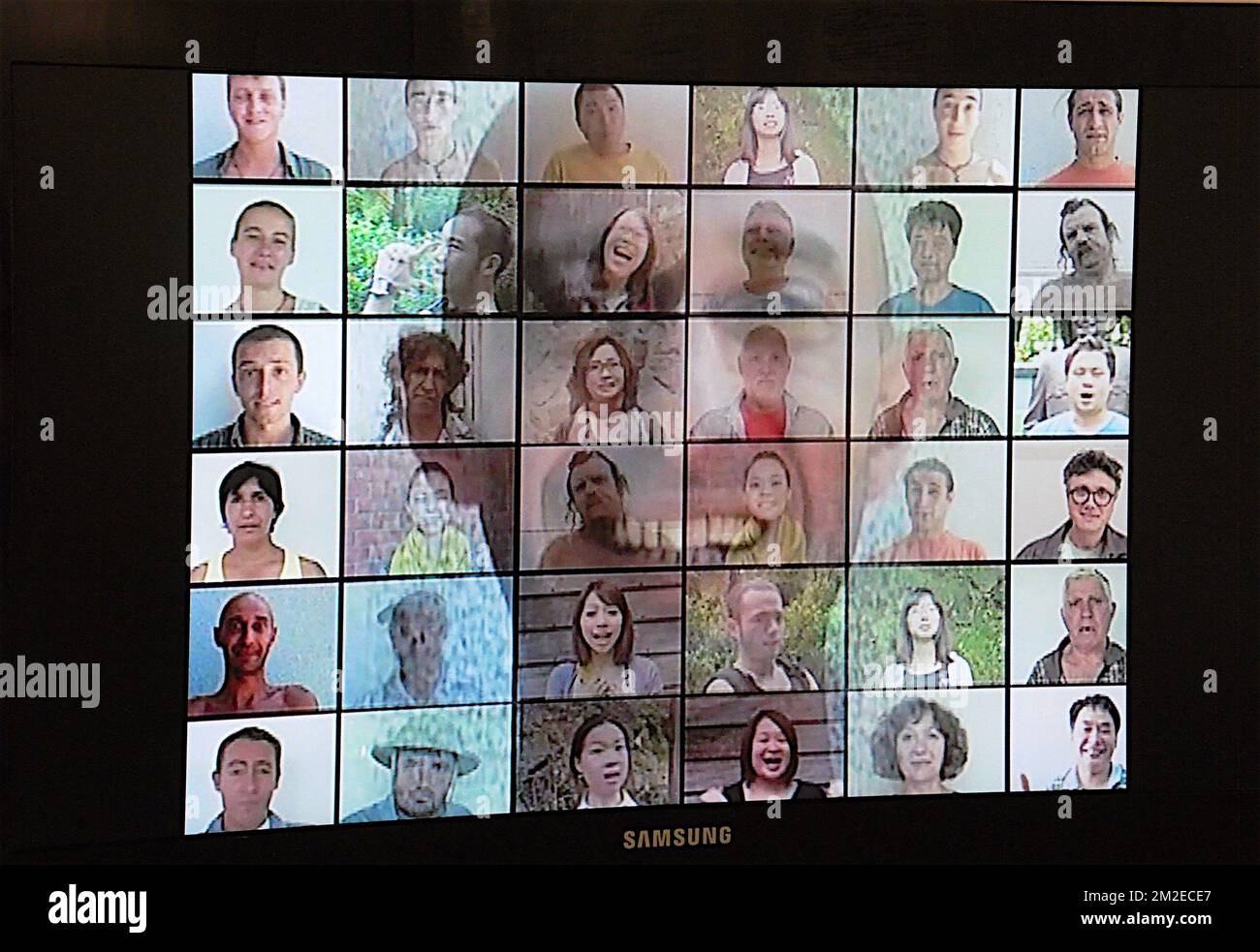 TV message modern art muséum of Sofia | Message TV musée d'art moderne ...