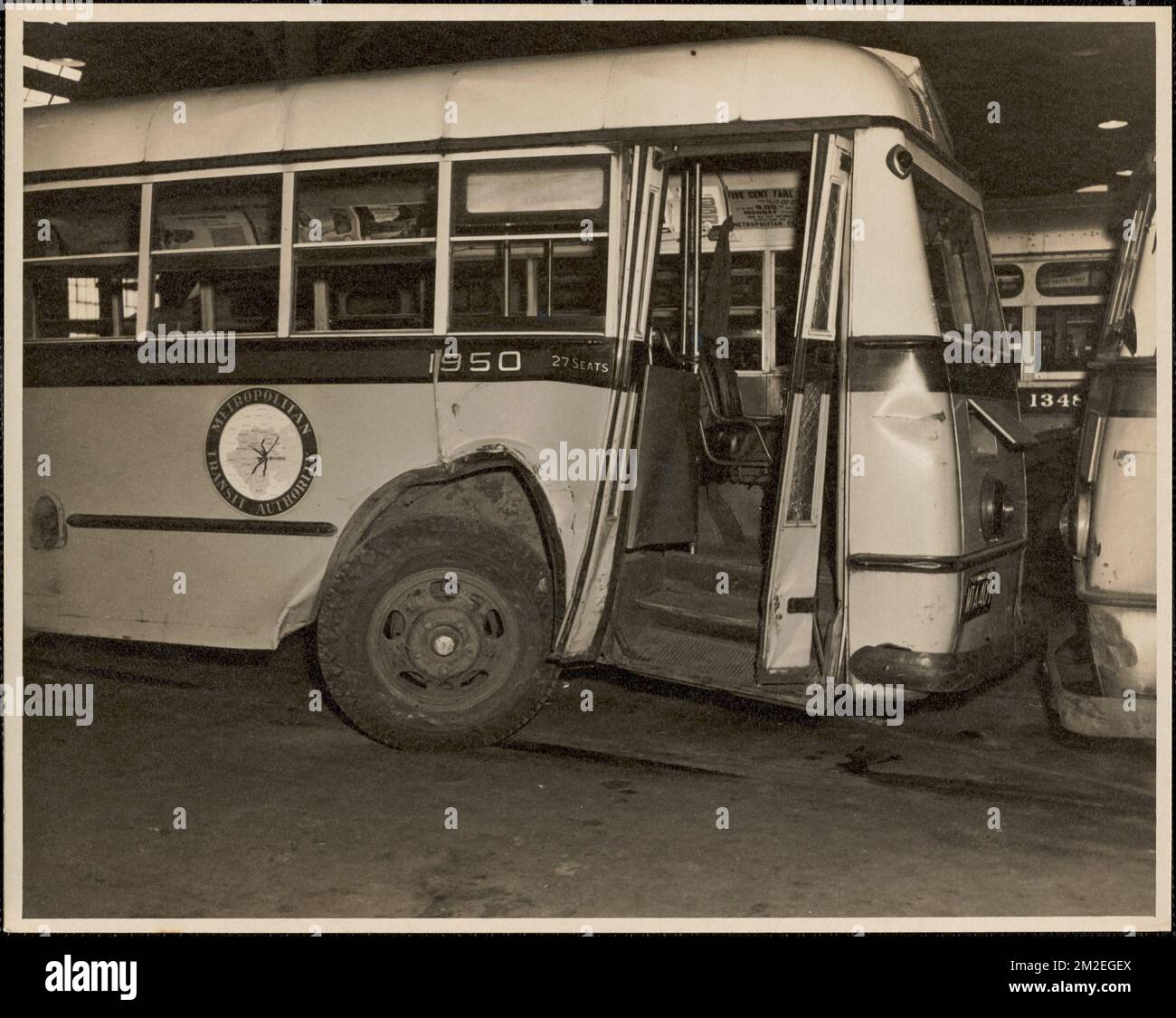 Damaged MTA bus , Buses, Accidents, Metropolitan Transit Authority ...