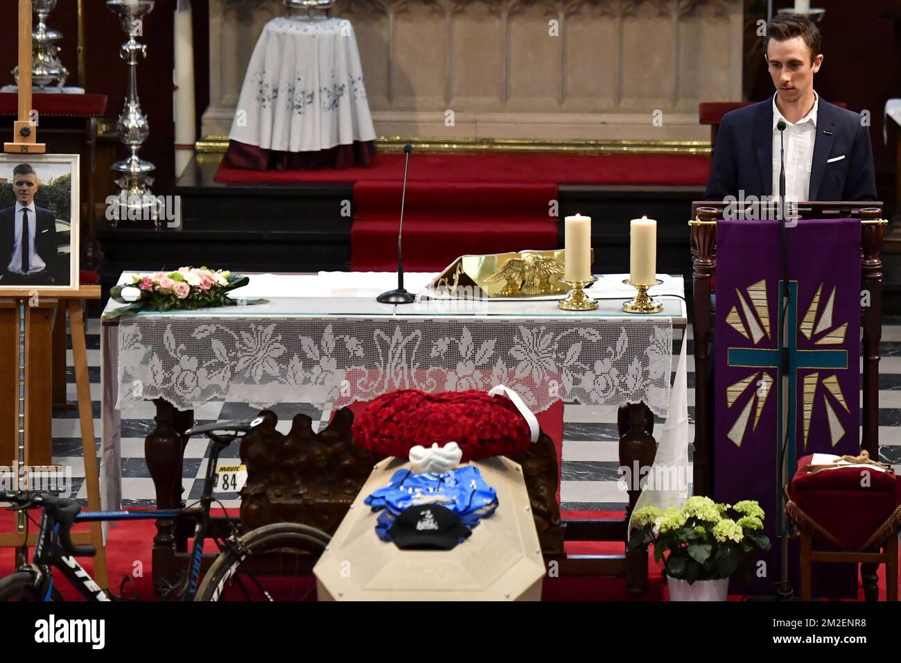 Belgian Dries De Bondt of Verandas Willems - Crelan delivers a speech ...