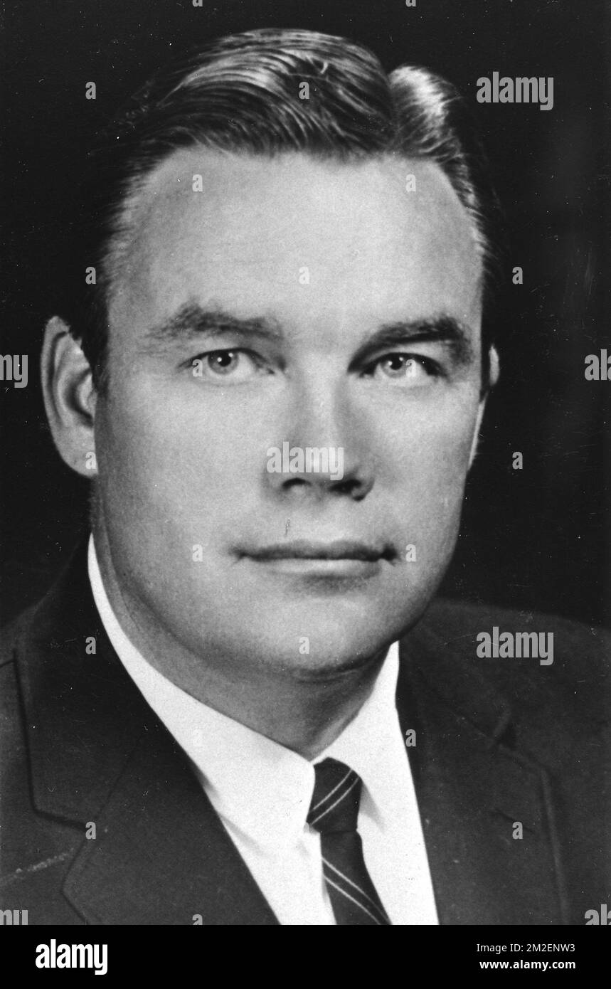 Daniel P. Kiley , Mayors, Kiley, Daniel P., 1924-. Lawrence Stock Photo ...