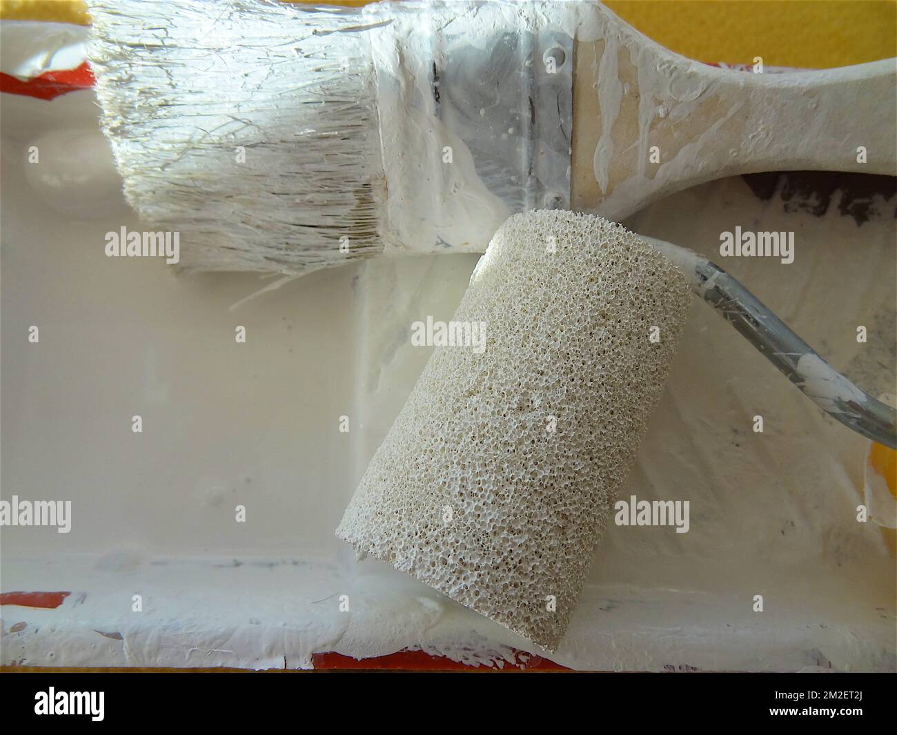 Painting material | Matériel de peinture 29/04/2018 Stock Photo - Alamy
