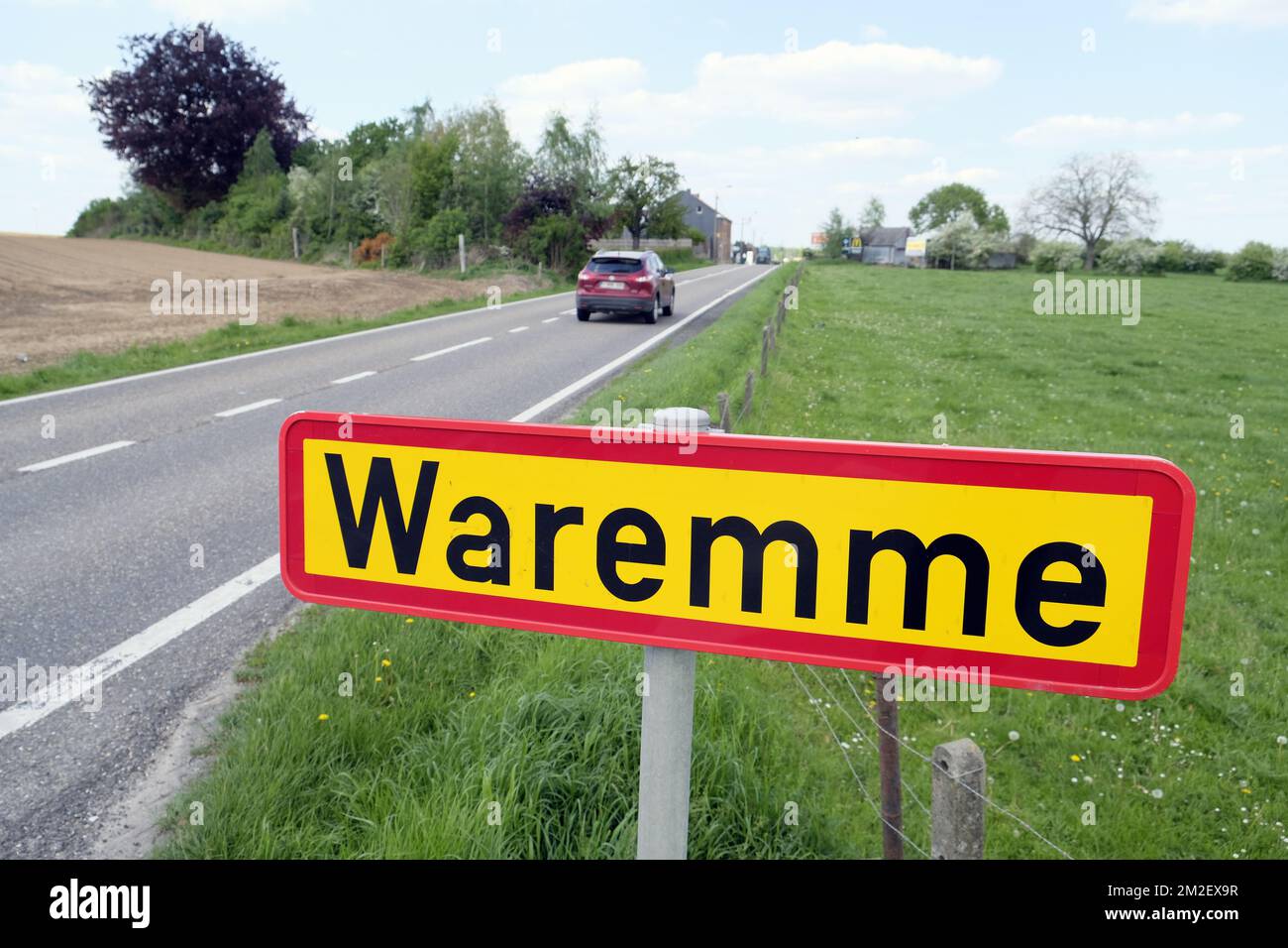 Illustration shows the name of the Waremme municipality on a road sign ...