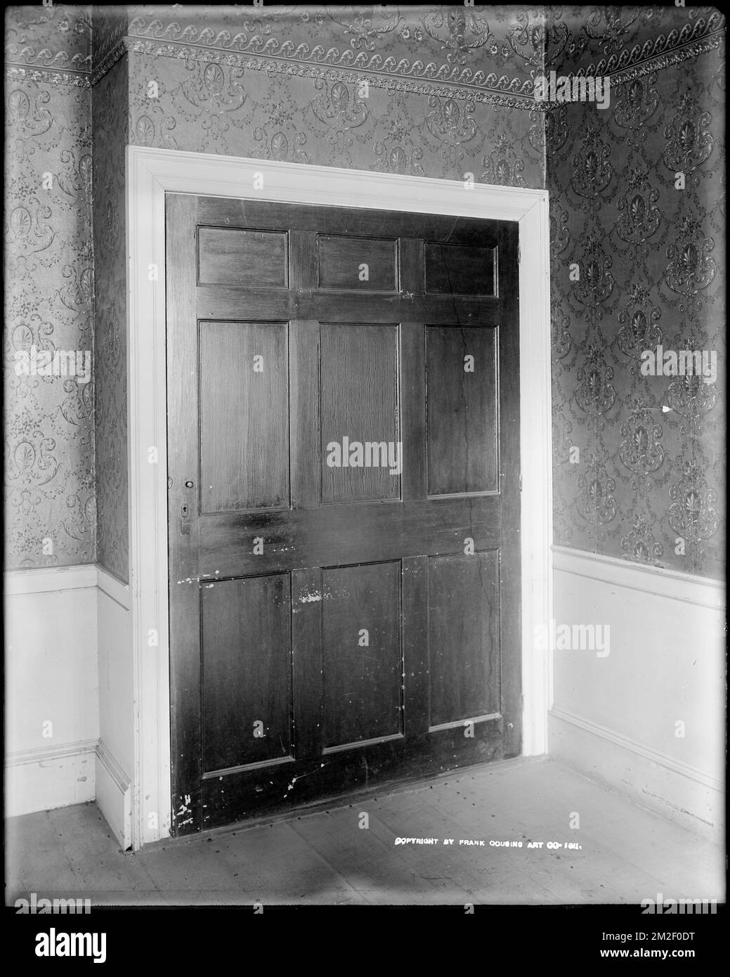 Danversport, 166 High Street, interior detail, door, Samuel Fowler ...