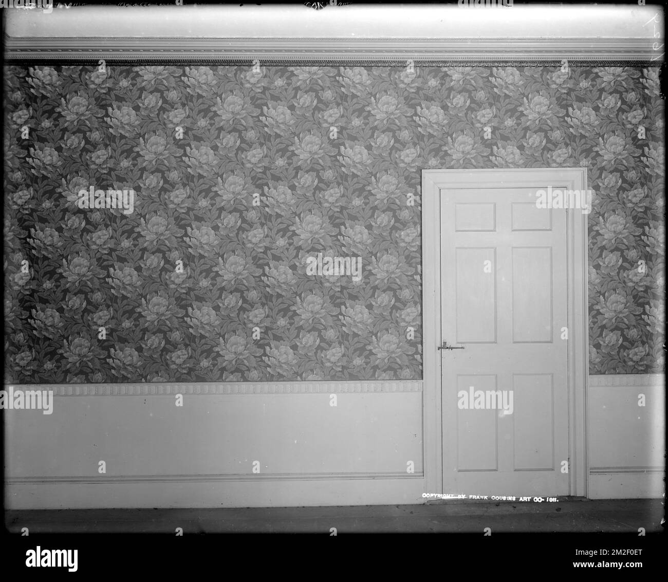 Danversport, 166 High Street, interior detail, left parlor wallpaper ...