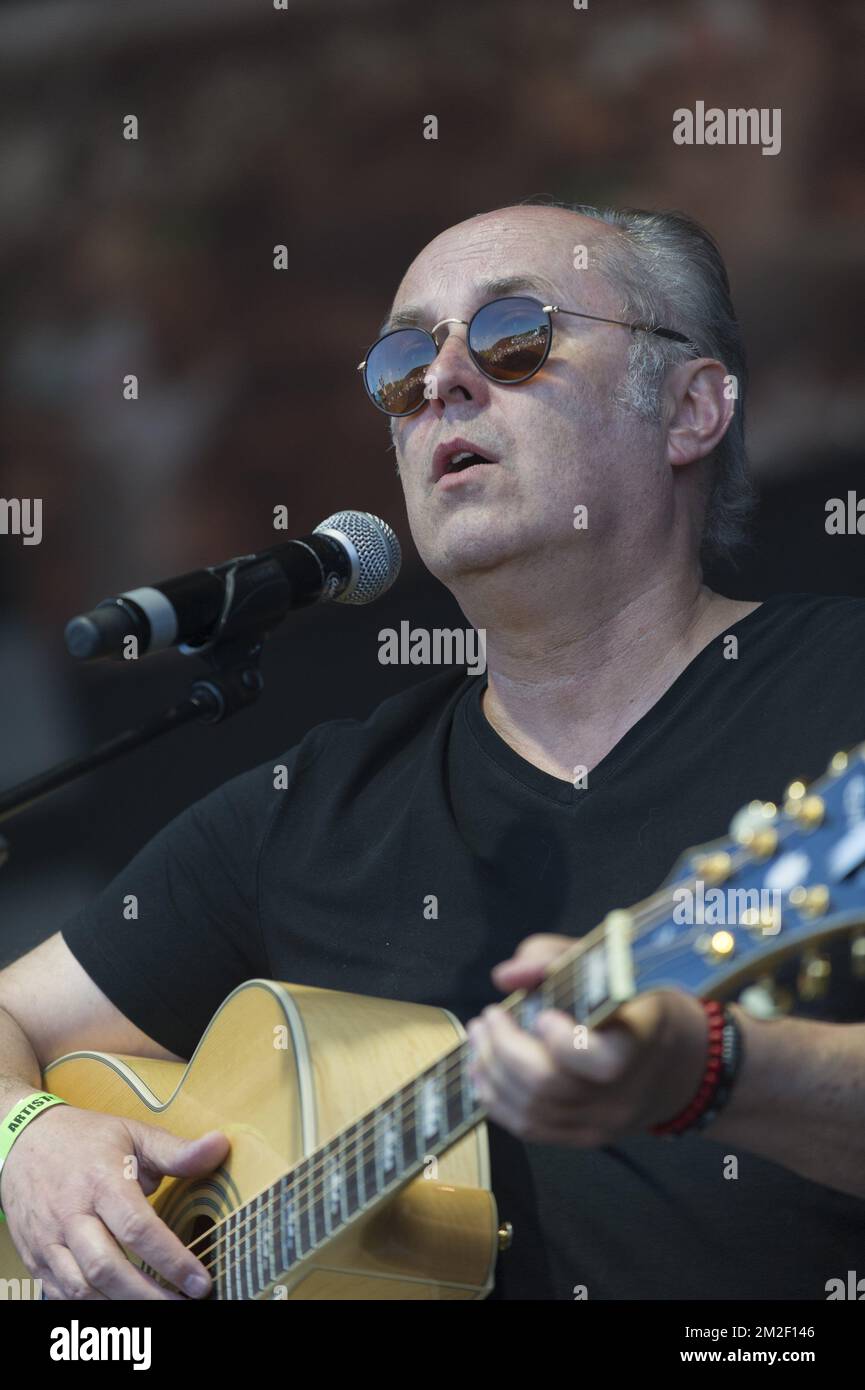 Alec Mansion at the Inc'Rock Festival | Alec Mansion à l'Inc'Rock ...