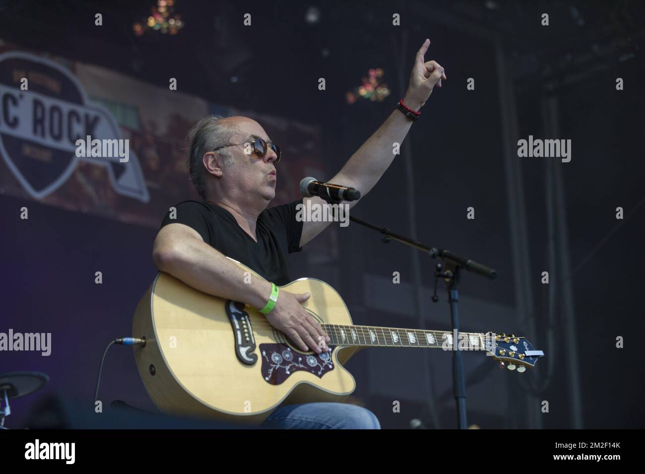 Alec Mansion at the Inc'Rock Festival | Alec Mansion à l'Inc'Rock ...