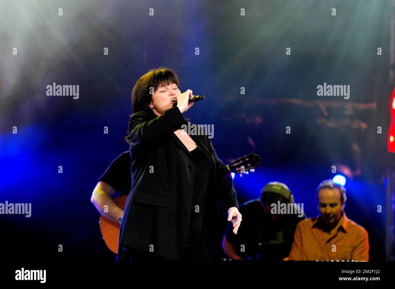 The songstress Maurane | La chanteuse Maurane en concert ( chanteuse ...