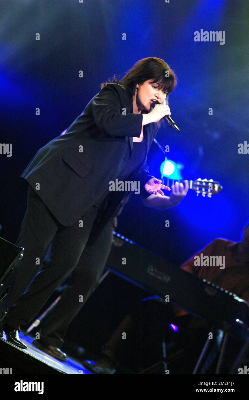 The songstress Maurane | La chanteuse Maurane en concert ( chanteuse ...