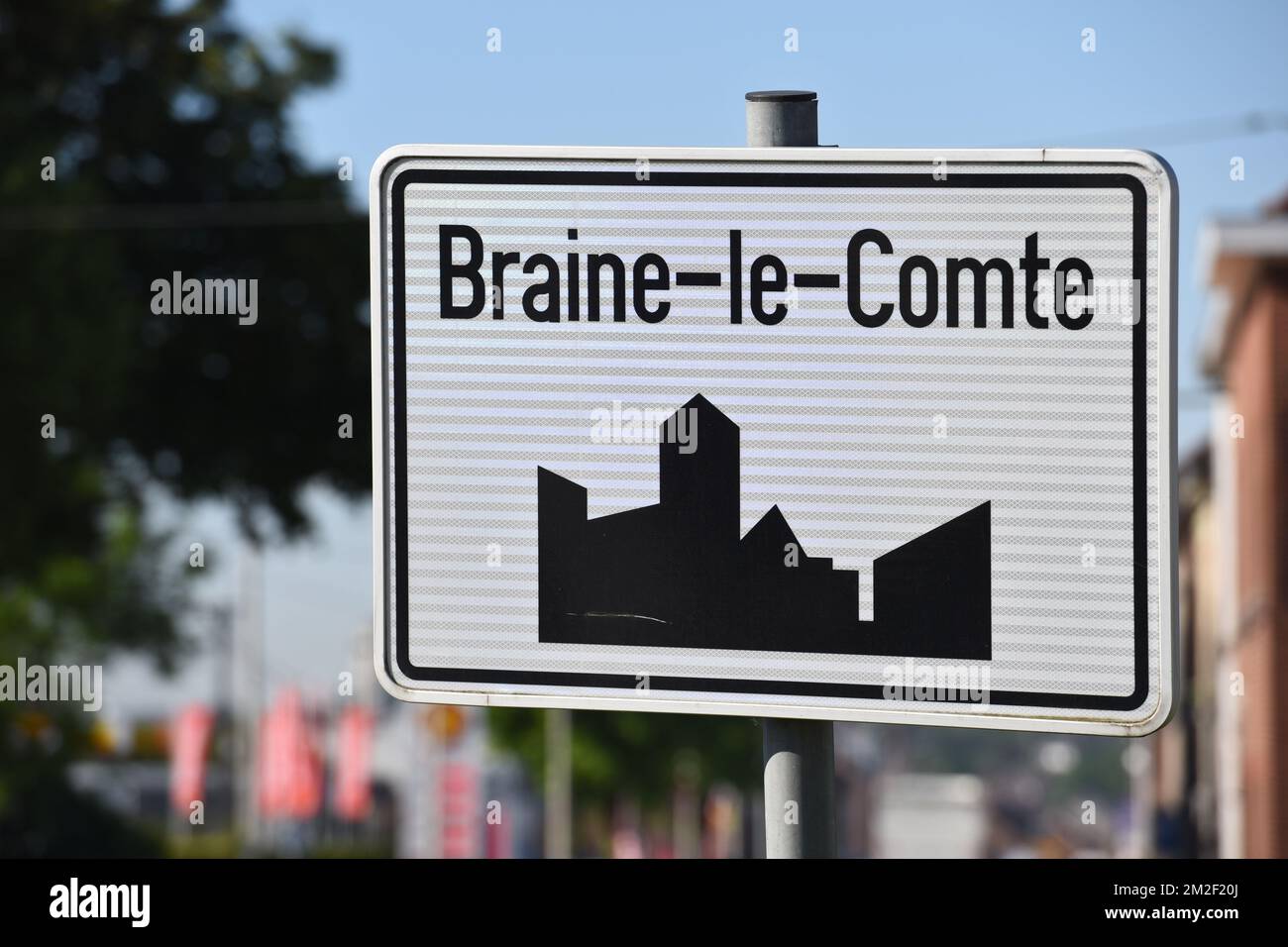 Illustration shows the name of the Braine-le-Comte municipality on a ...