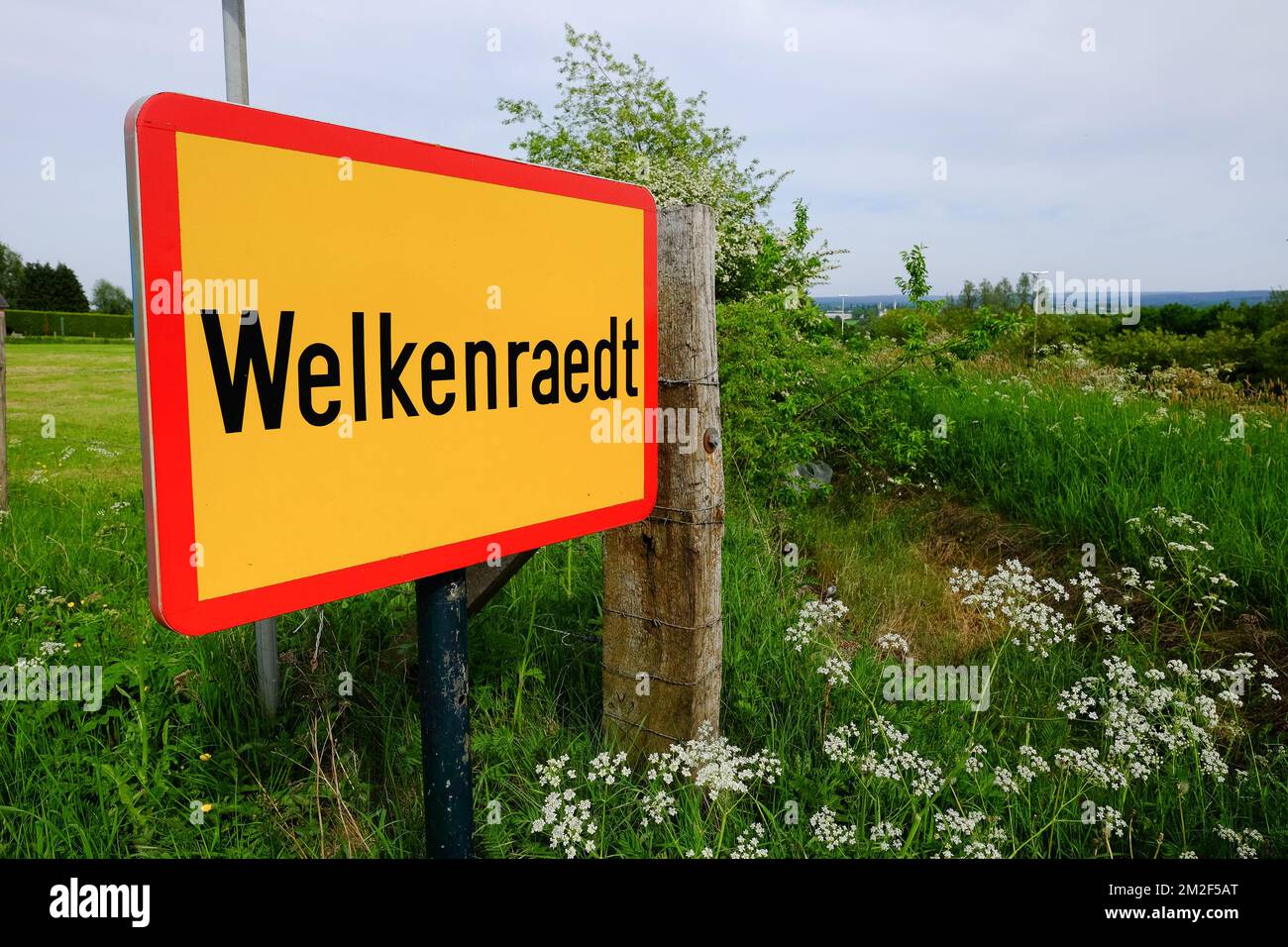 Illustration shows the name of the Welkenraedt municipality on a road ...