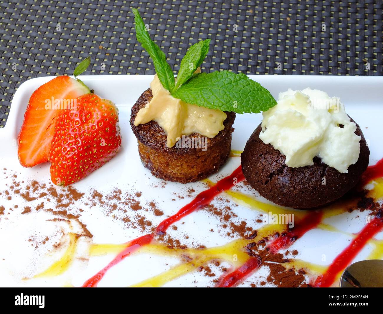 Food | Alimentation assiette de déssert à base de fraises 13/05/2018 ...