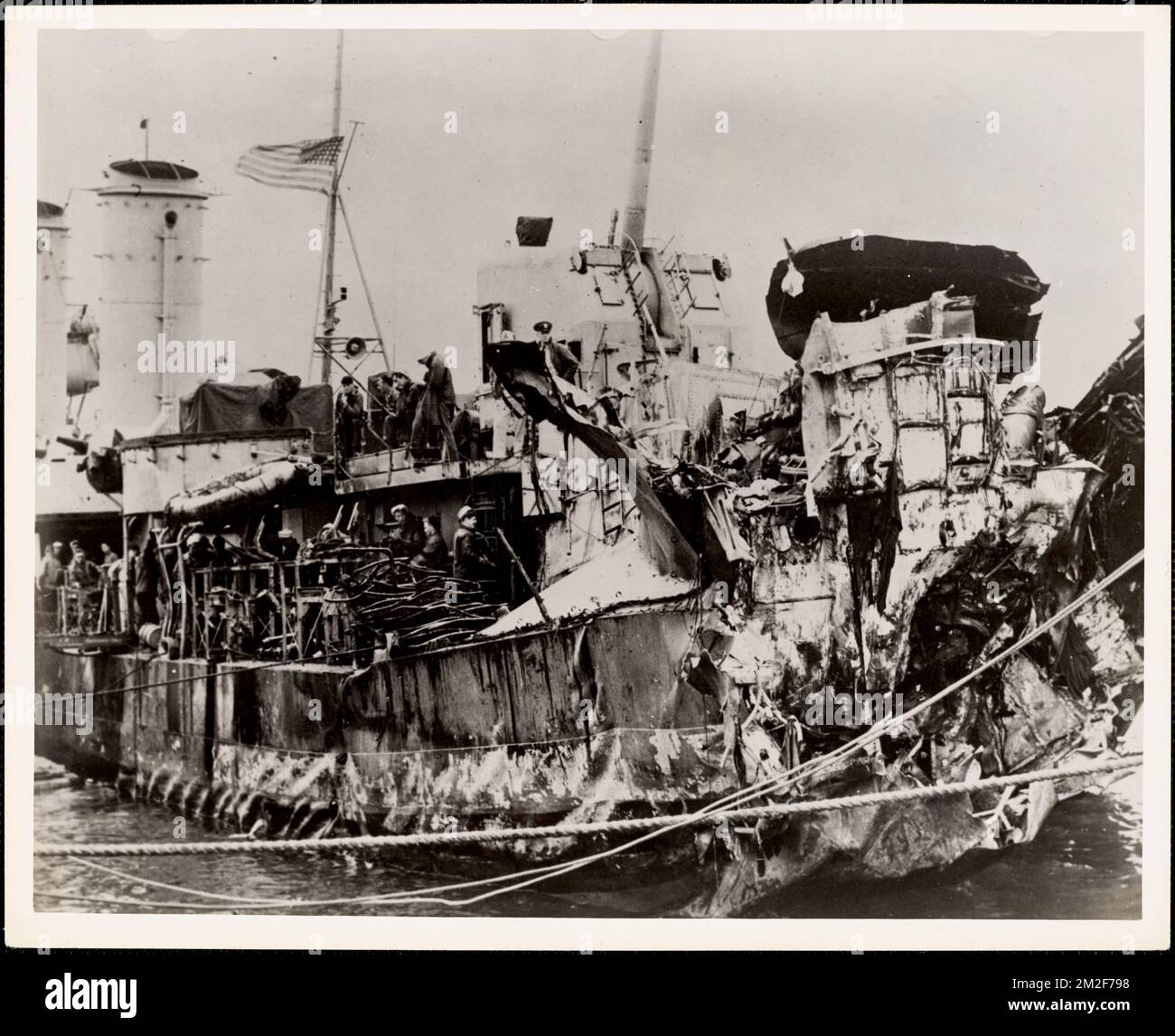 DD-623 USS NELSON Torpedoed-Picture shows battle damage to stern ...