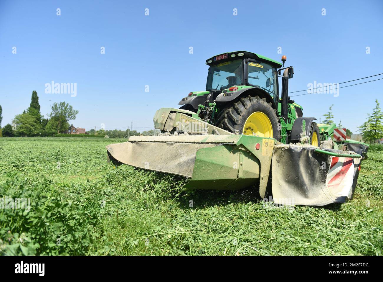 Mowing | Fauchage 08/05/2016 Stock Photo - Alamy