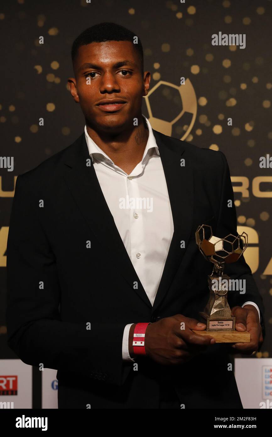 Club's Wesley Moraes poses with his 'rookie of the year' trophy on the ...