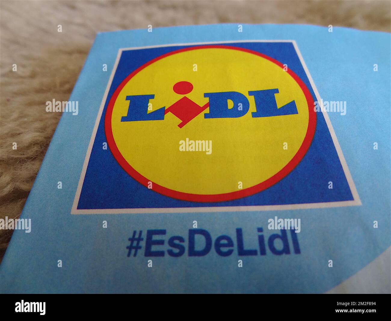 Lidl super market | Grande surface Lidl 15/05/2018 Stock Photo - Alamy