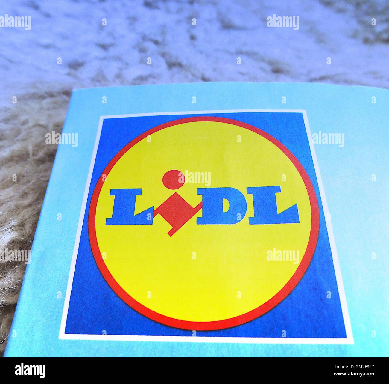 Lidl supermarket fridge hi-res stock photography and images - Alamy