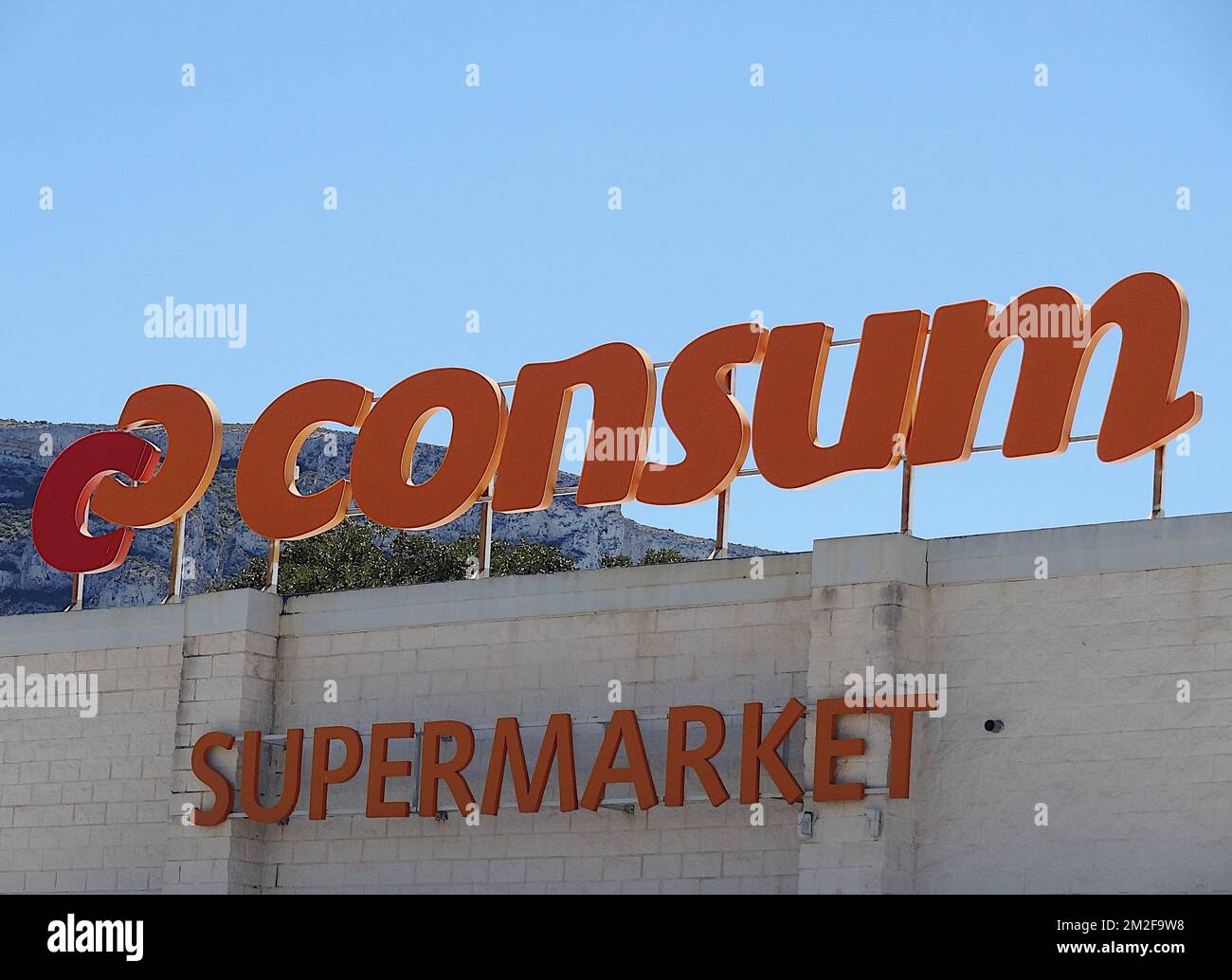 Consum supermarket hi-res stock photography and images - Alamy