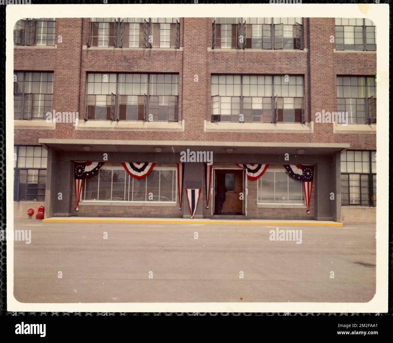 Decorated storefront , Storefronts, Military parades & ceremonies ...