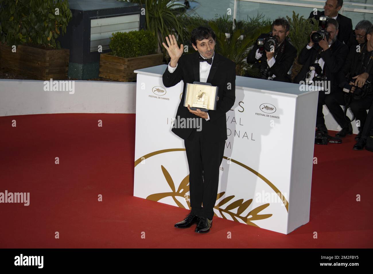 Actor Marcello Fonte poses with the Best Actor award for his role in ...
