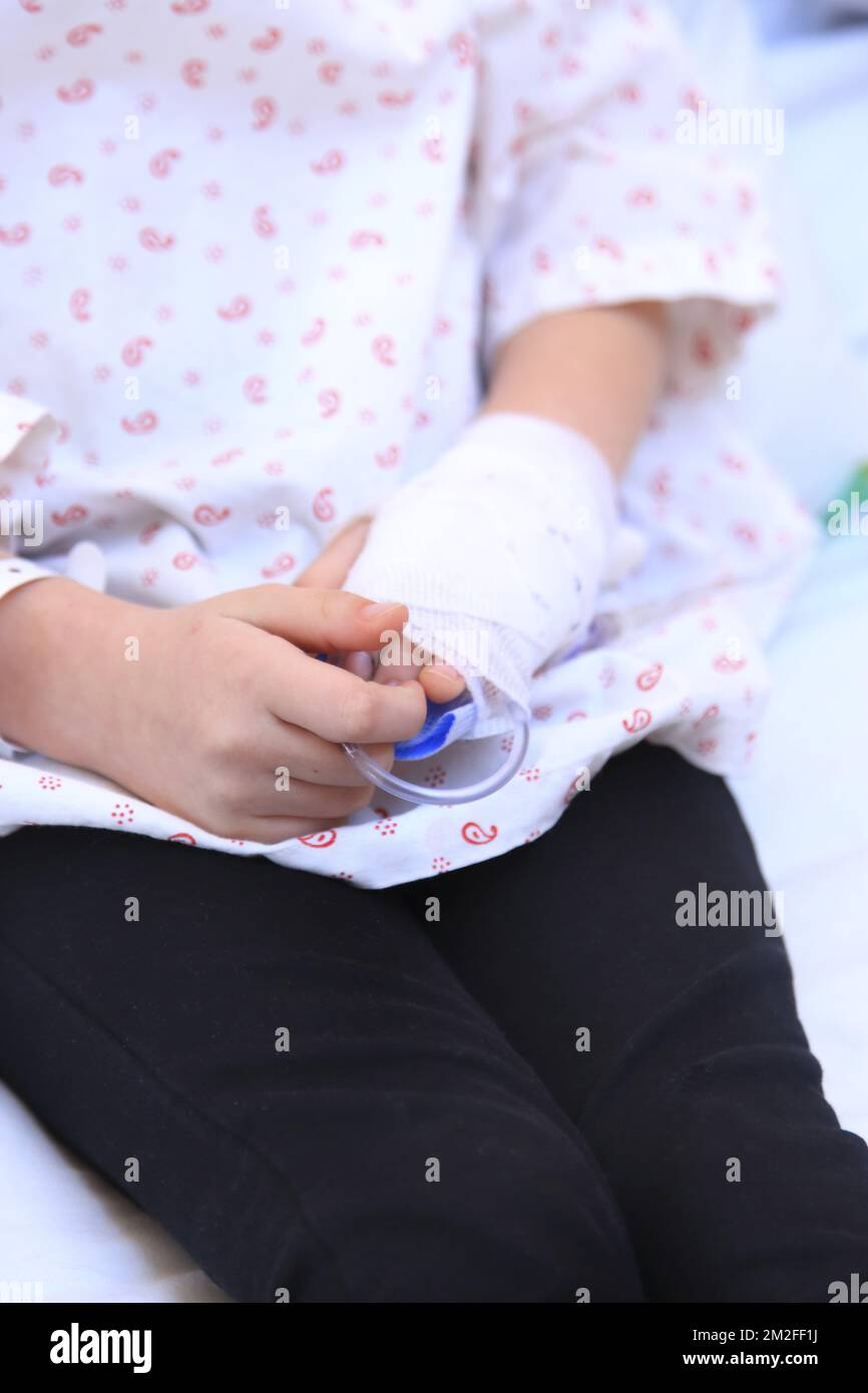 Blessure enfant hi-res stock photography and images - Alamy