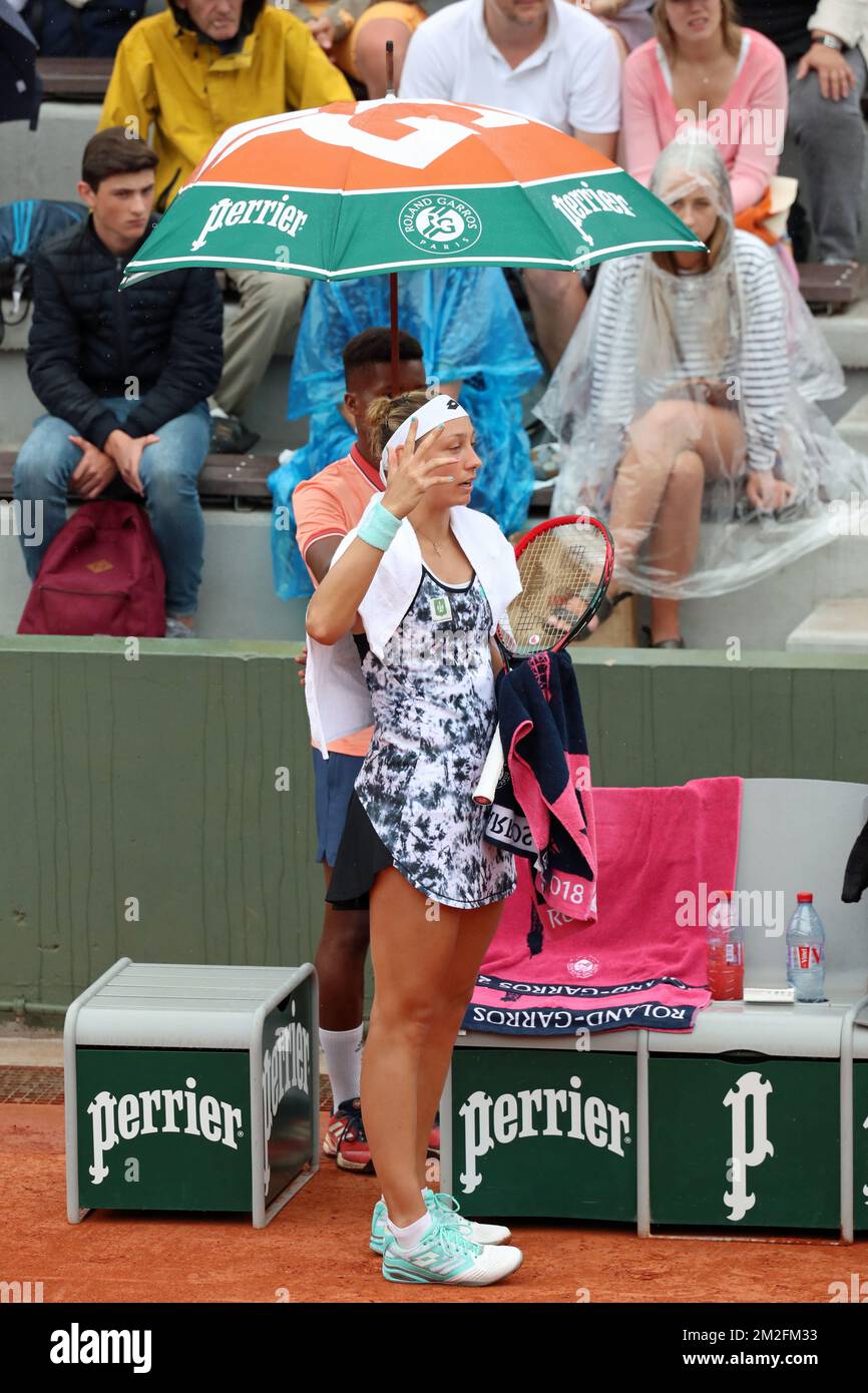 Belgian Yanina Wickmayer (WTA 105) pictured during a rain break during ...